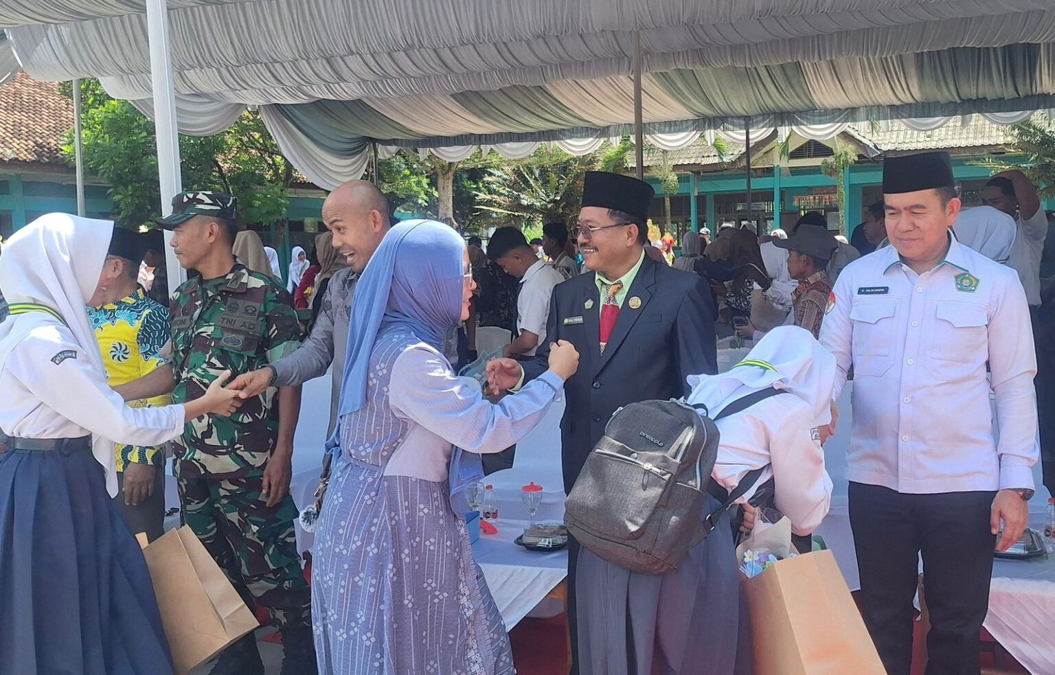 Pelepasan Siswa MTsN 1 Mesuji, Kakan Kemenag Mesuji: Ilmu yang Tinggi ...